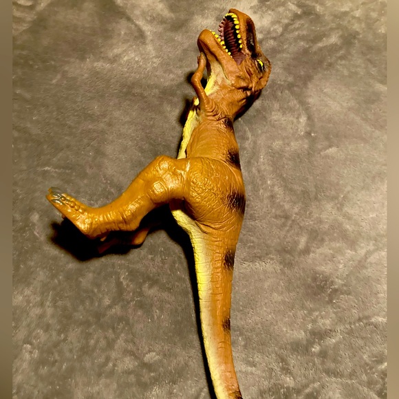 Jurassic World | Toys | Jurassic World Tyrannosaurs Rex Roars Flip Tail ...